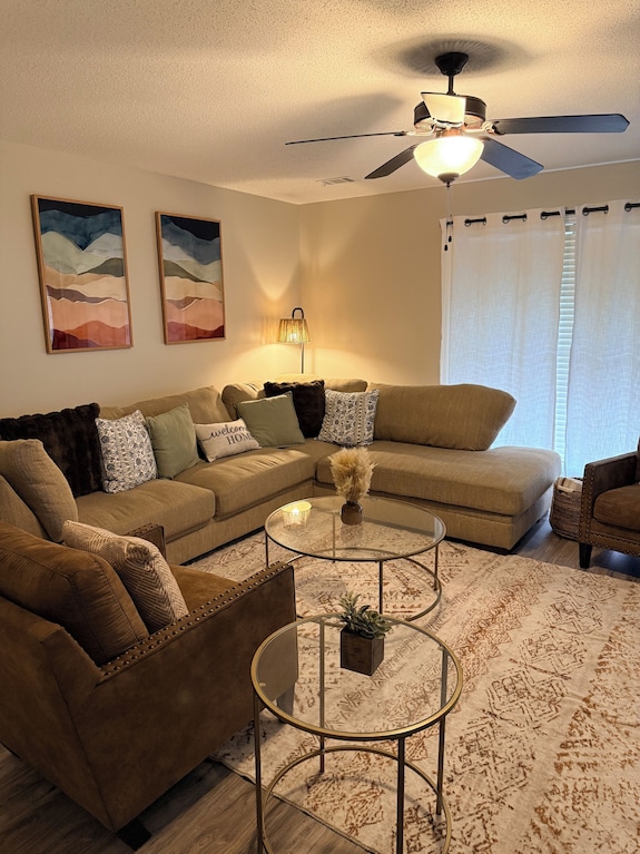 4br House In Brilliant Tuscaloosa Just 5 Miles From The Stadium! Enjoy Your Stay - 塔斯卡盧薩