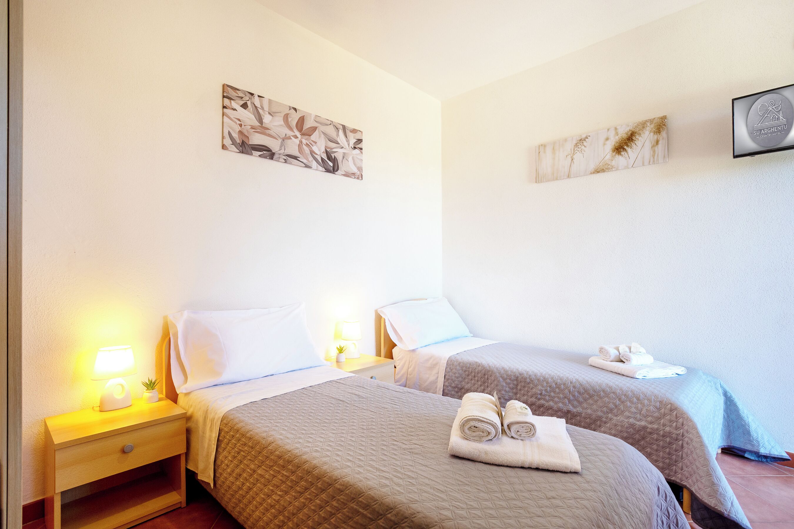 Quarto duplo clássico, vista para o jardim | Frigobar, berços (sobretaxa), Wi-Fi de cortesia, roupa de cama
