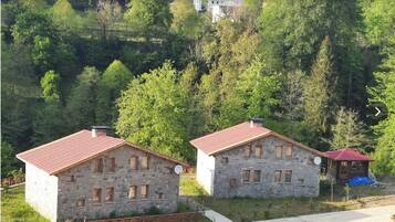 Villa, vista para o rio | Wi-fi grátis