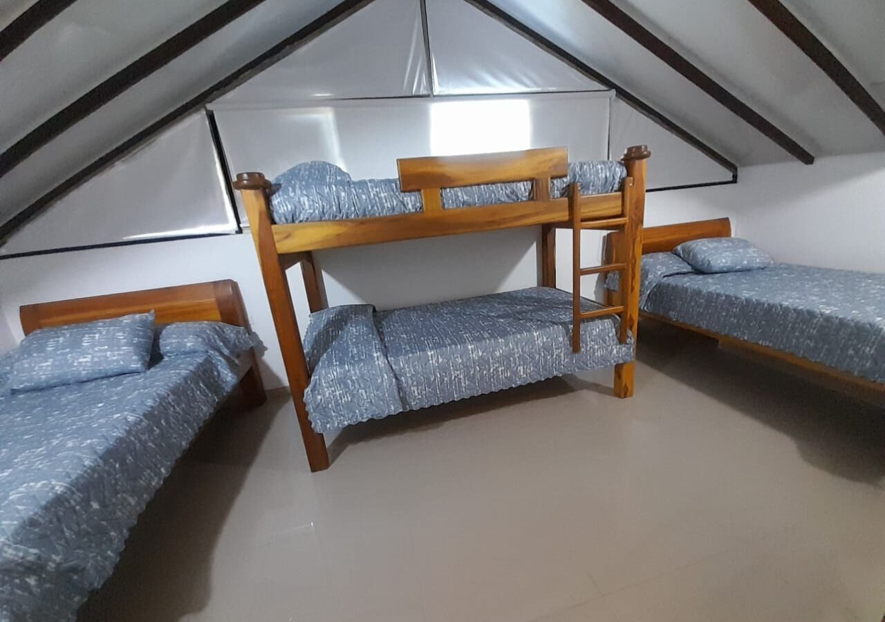 Cabine, varanda, vista para o jardim