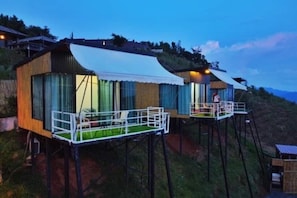 Quarto Signature, 1 quarto, vista para a montanha | Secretária, Wi-fi grátis