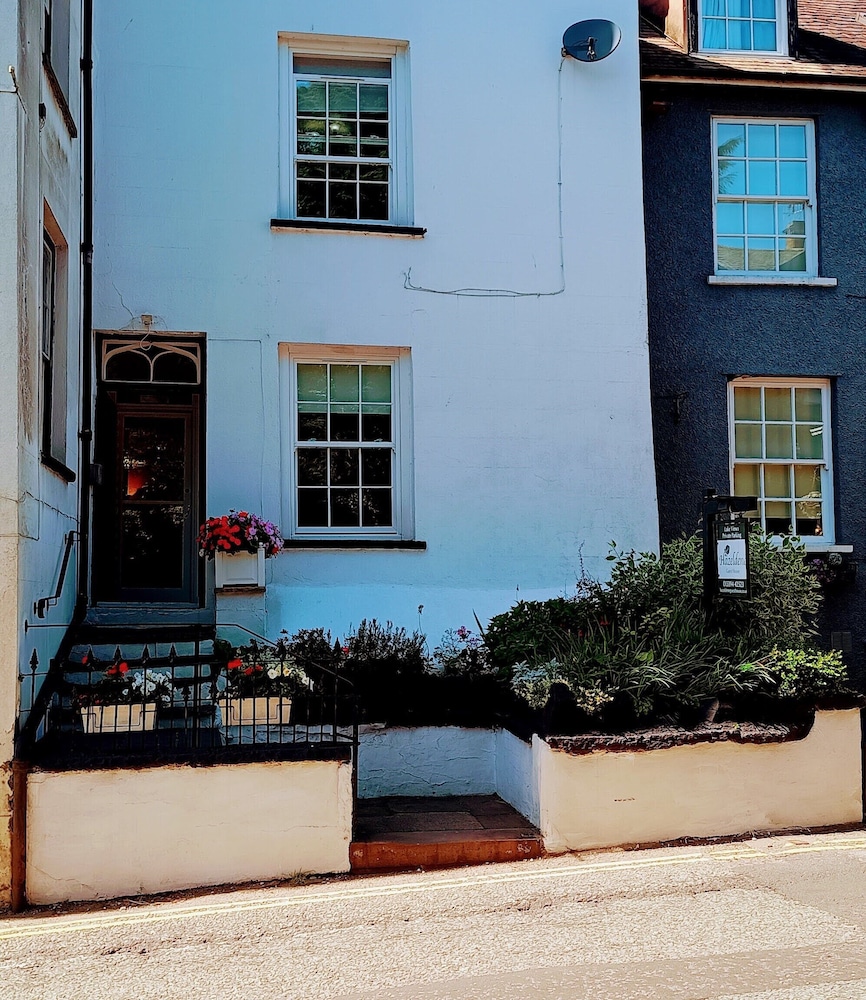 Hazeldene Guest House - Bowness-on-Windermere