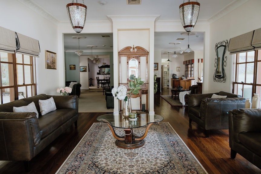 Grand Queenslander Retreat Between Montville & Maleny - Maleny