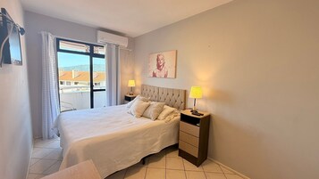 Apartamento | Secretária, Wi-fi grátis 