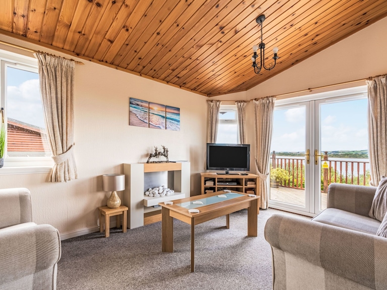 Loch Side Lodge 5 By Interhome - Fife