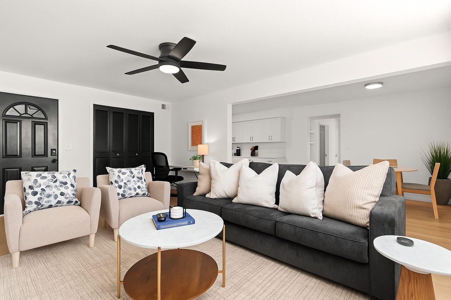 New! Spacious 1br Flat In The Heart Of Royal Oak - Royal Oak, MI