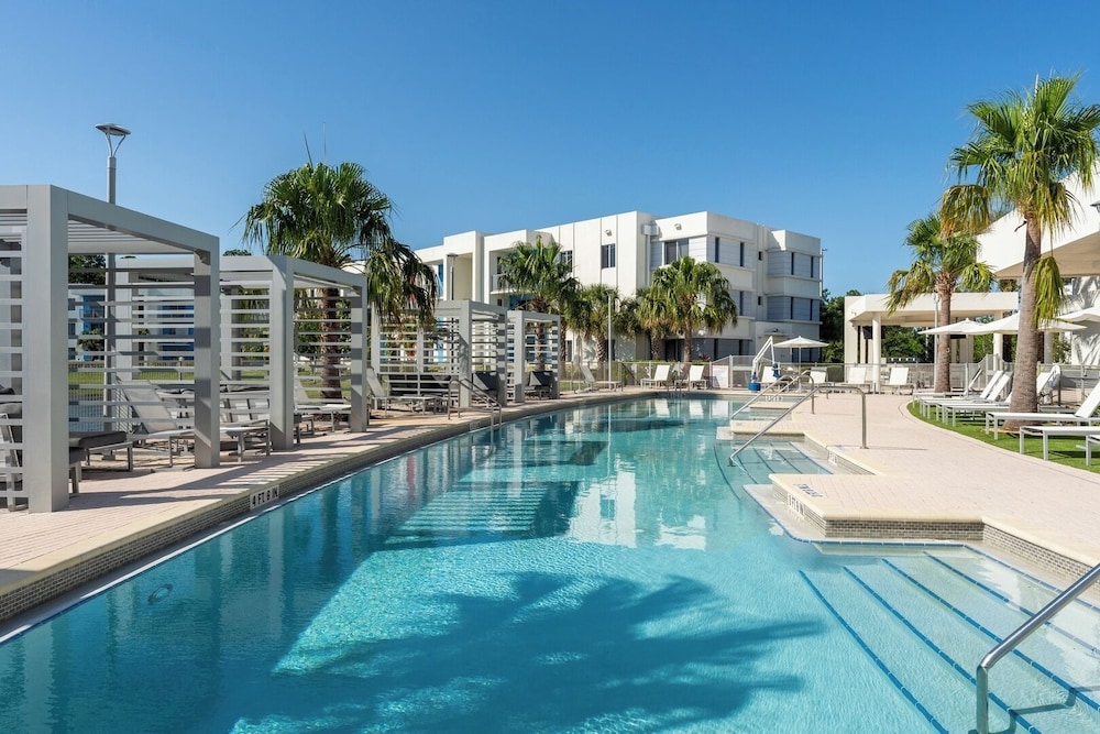 Daytona 2br Getaway Parking Family & Pet-friendly - Daytona Beach, FL