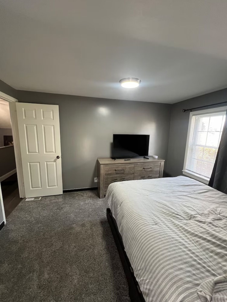 Spacious 4-bedroom fully remodeled home in charming Sandusky - Sandusky ...