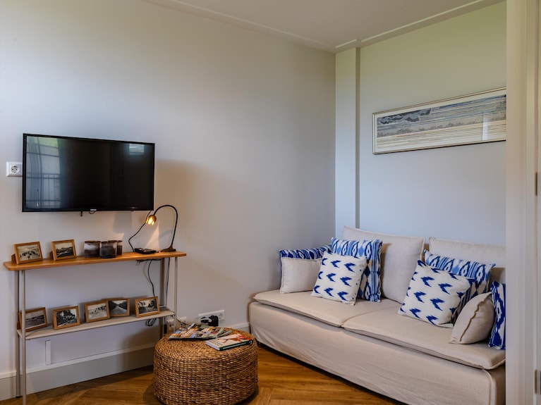 Stylish Holiday Home By The Sea - Bergen aan Zee