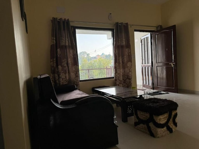 Cozy 2-bedroom Apartment In Peaceful Dharamshala With Wifi, Ac - Dharamshala