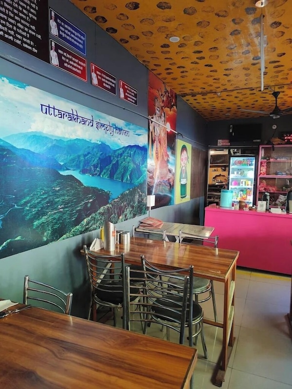 Hotel Vivek Guptkashi - Chamoli