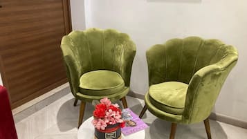 Área de estar no saguão