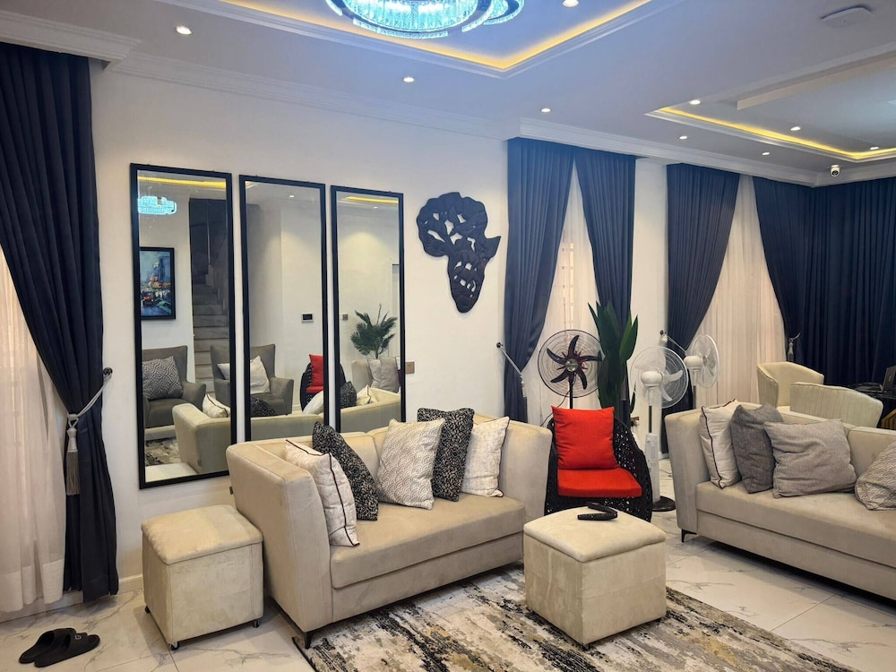 Serene Oasis In Lagos - Private Pool & Relaxing Ambiance - Lagos