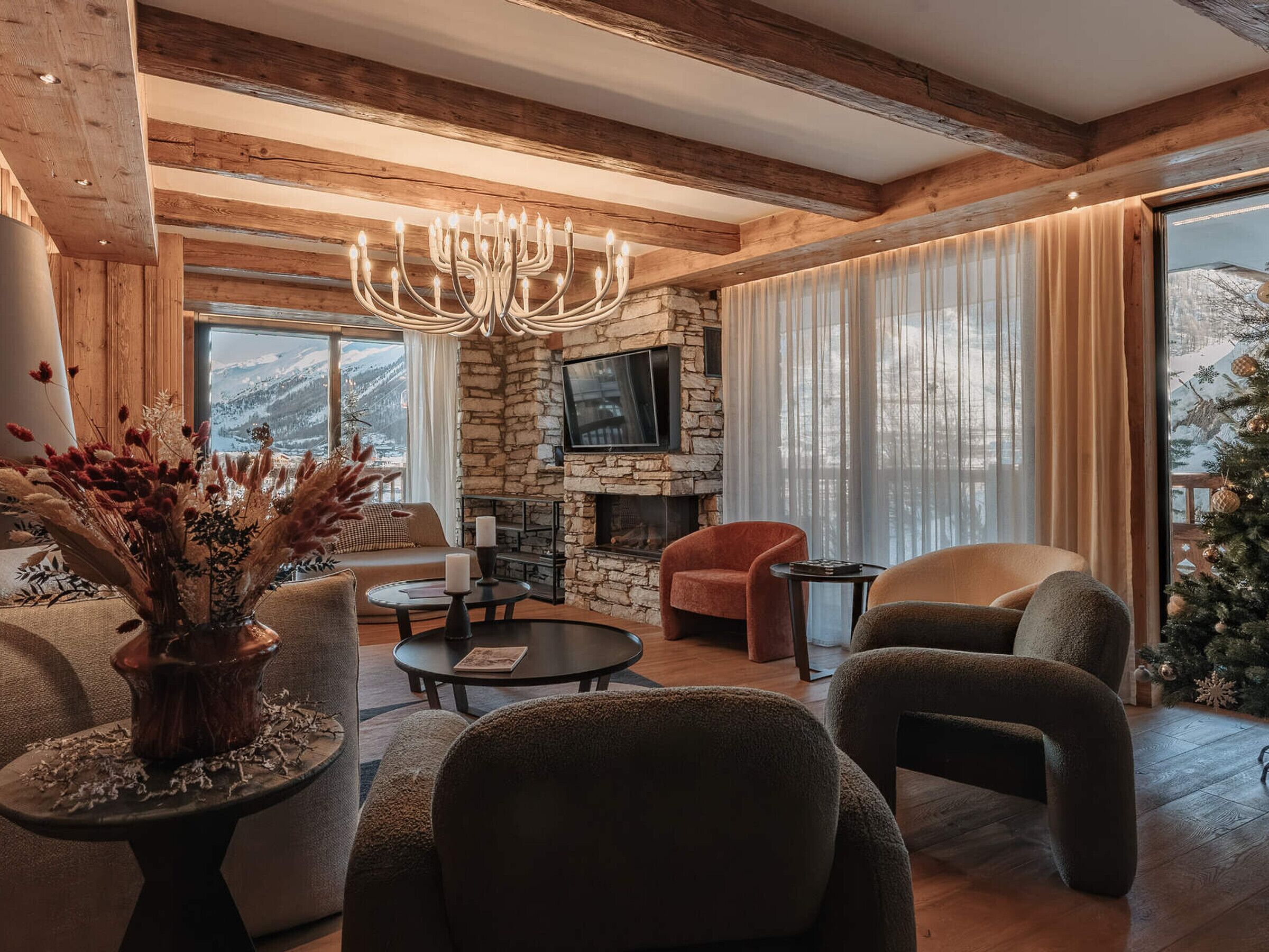 Luxury Escape On The Slopes - Up To 10 Guests - Tignes