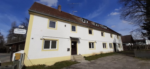 2-rent Group Hostel Apartments Eve74 - Munich