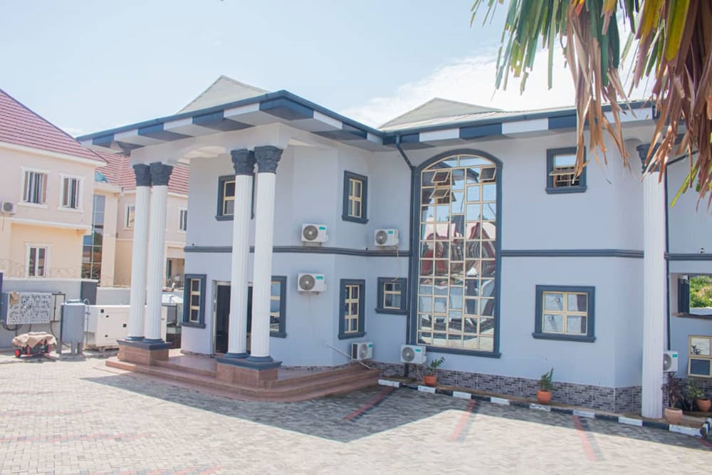 Correct Residence & Resort - Abuja