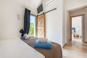 Vila família, 3 quartos, ao lado da montanha (Tenuta Incanto With Private Pool) | 3 quartos, Wi-Fi de cortesia, roupa de cama