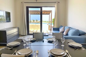 Villa Básica | Restaurantes