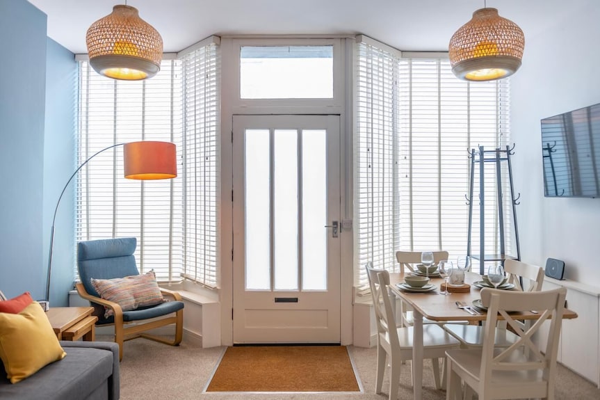 2 Bed In Dartmouth (Oc-f28334) - Dartmouth Castle