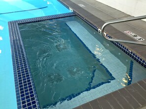 Condo, 2 quartos, sacada | Piscina | Piscina interna