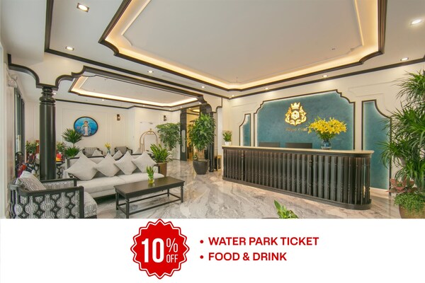 Royal Hotel - Vinhomes Ocean Park 3 - Hung Yen