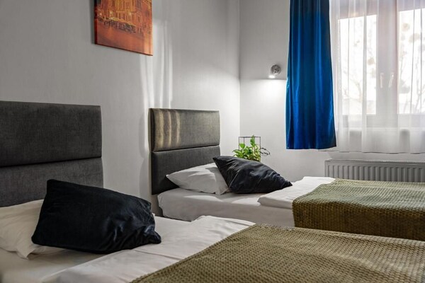 Great Polonia Dwarf Wrocław - Wrocław