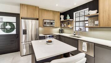 Casa (2 Bedrooms) | Interior