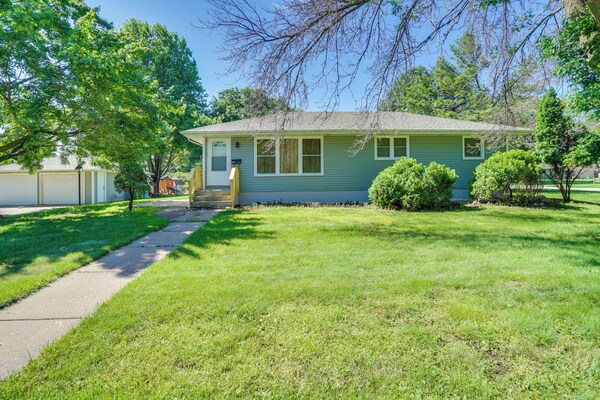 10 Mi To Downtown: Group Getaway In Minneapolis - Plymouth, MN