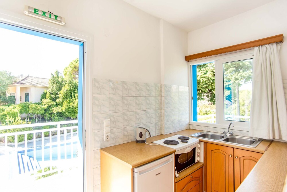 Bluewhite Studio - Mountain View By The Pool - Kefalonia