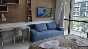 Apartamento Comfort, vista para o pátio | Sala de estar