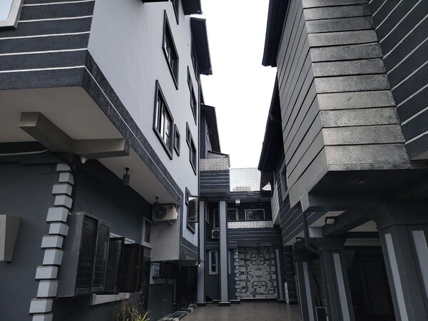 House 44 - Lagos, Nigeria