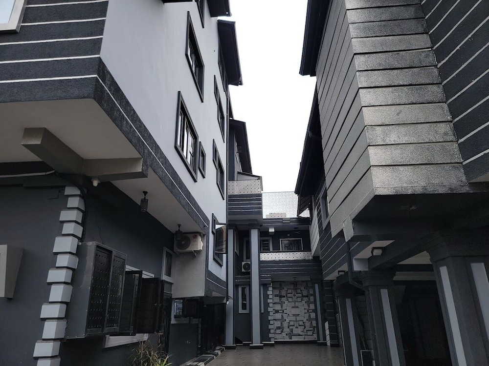 House 44 - Lagos, Nigeria
