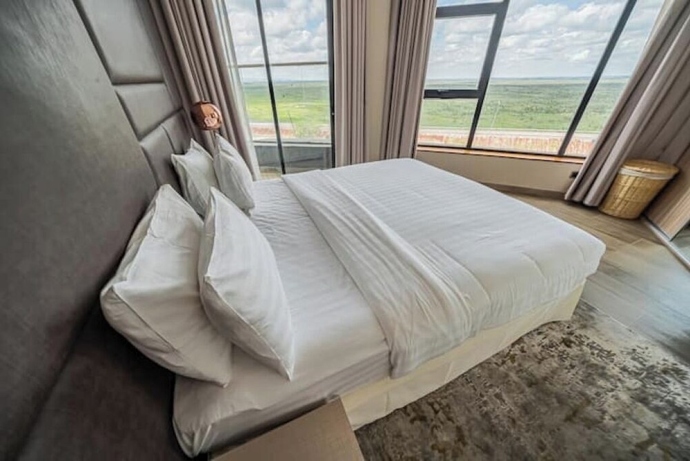 Elegant and Modern 1 Bedroom Skyview Apartment - Nairobi | Vrbo