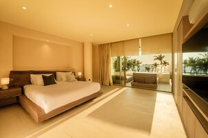 Apartamento exclusivo | Roupas de cama premium, edredons de pluma, individualmente decorados