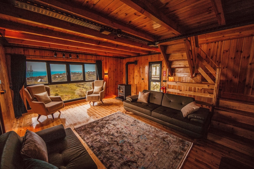 Geniş Teraslı Doğanın Kalbinde şEhire Yakın Bungalow - Ardeşen