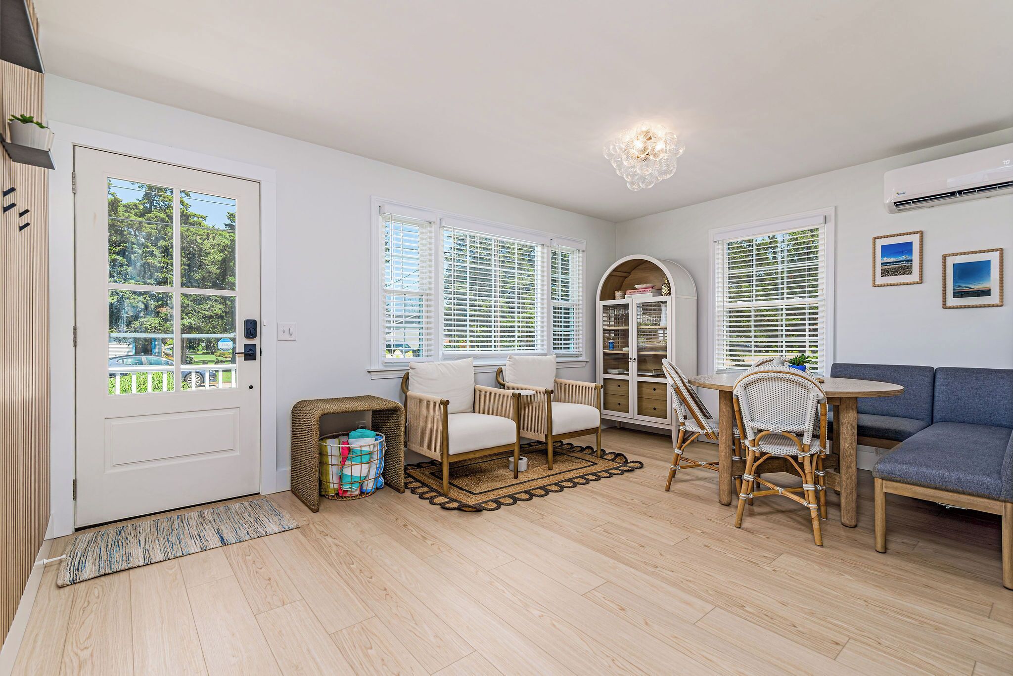 Walk To 3 Private Misquamicut Beaches, 3-bdrm Completely Renovated Beach House! - Westerly, RI