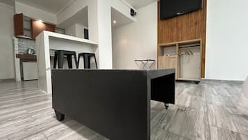 Apartamento standard, vista para a cidade | Cozinha privada