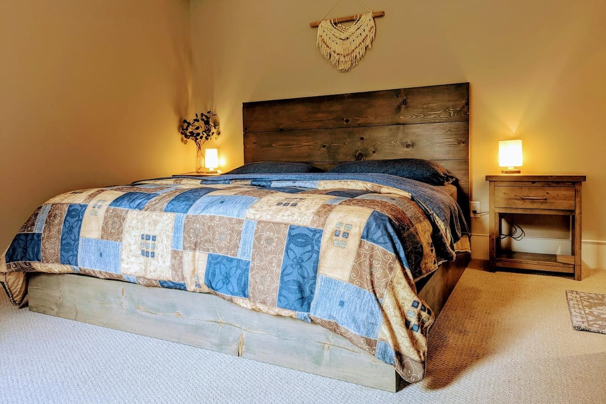 Quarto casal, suíte (Ensuite Room)