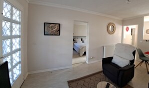 Gîte champagne montagne & nature Tarascon/Ariège Reviews, Deals ...