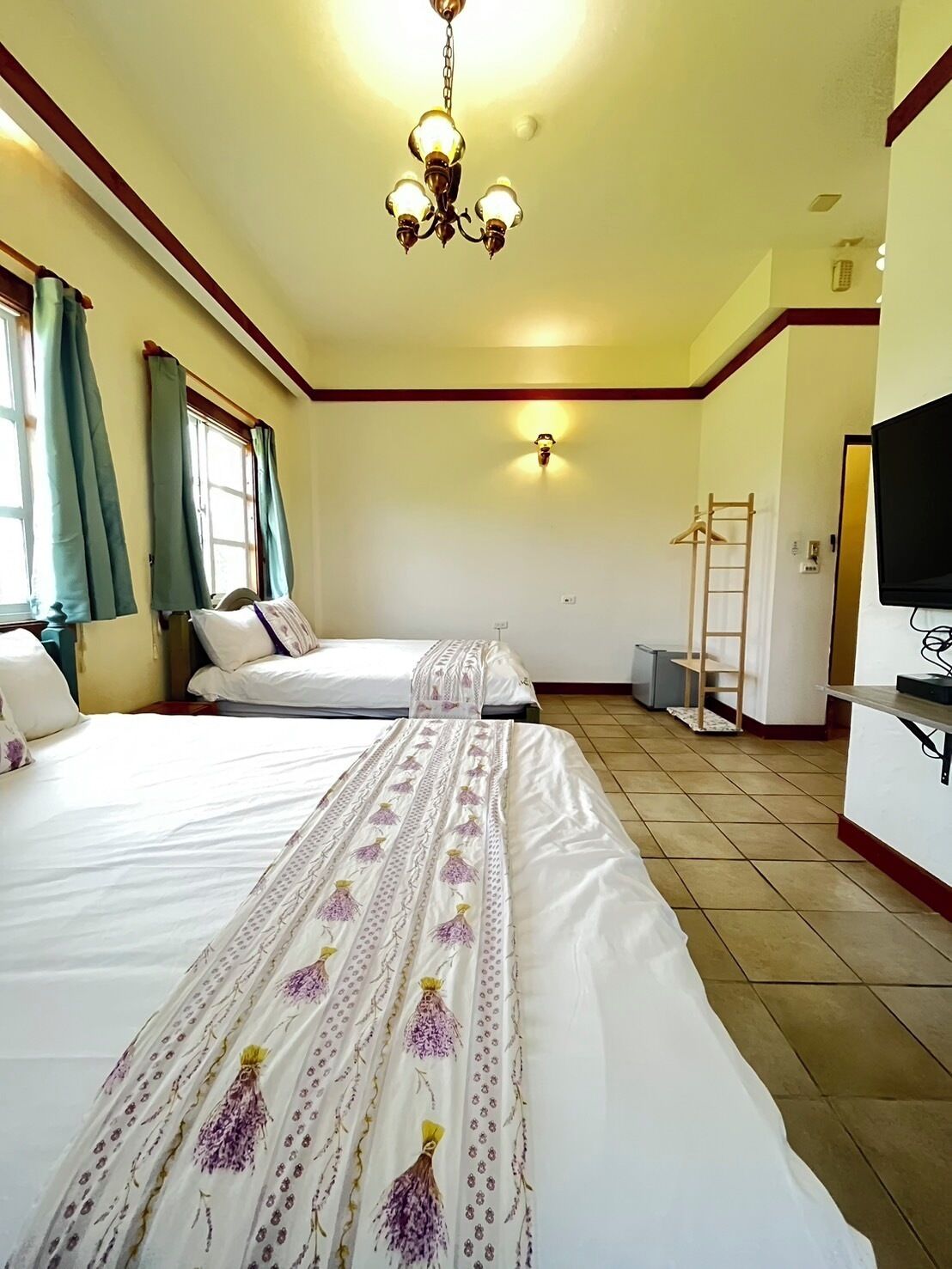 Quarto quádruplo clássico, vista para o pátio | Wi-Fi de cortesia