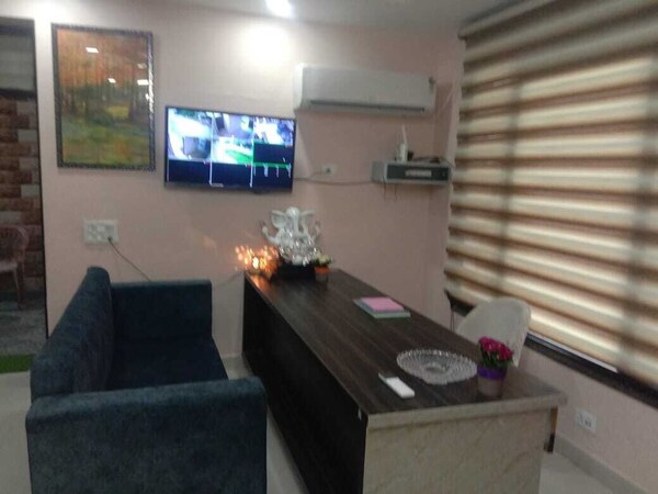Shakti Villa Home Stay - Agra