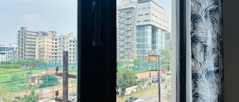 Quarto Duplo Deluxe, Vista para a cidade | Wi-fi grátis