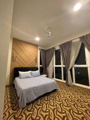 Apartamento Superior, 3 quartos, varanda, Vista para a cidade | Secretária, Wi-fi grátis 