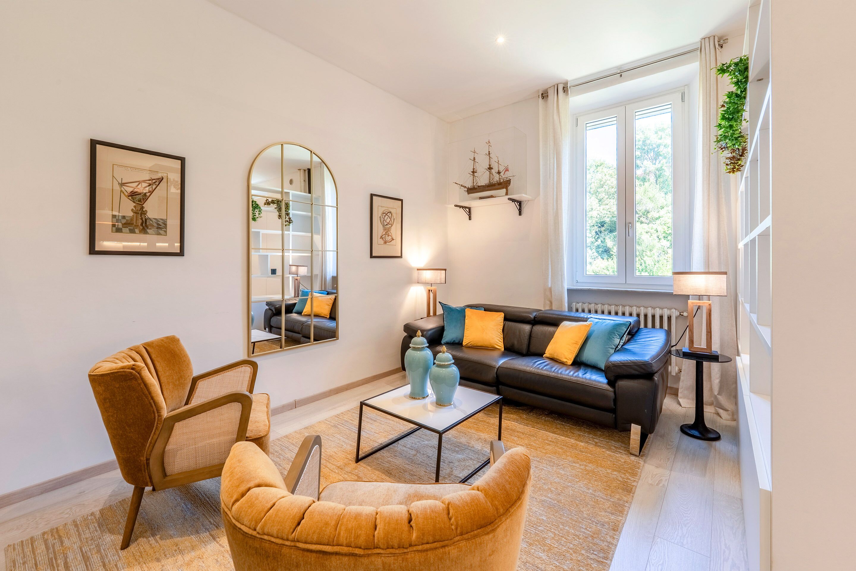 Apartamento (2 Bedrooms) | Sala de estar | Televisor 