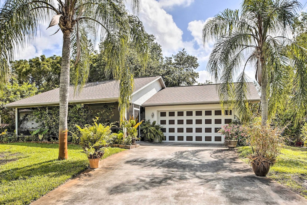 Updated Fort Myers Escape W/ Screened Lanai! - Lehigh Acres, FL