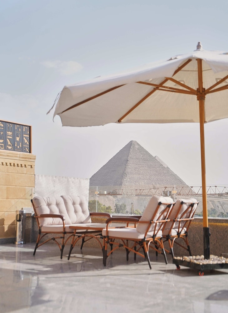 Pyramids Secret Hotel - Gizeh