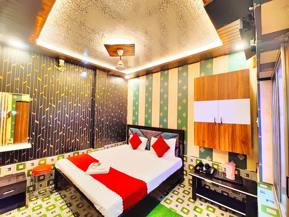 Hotel N P Near Ram Mandir Ayodhya - Ayodhya