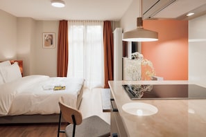 Studio | Cofre com capacidade para portátil 
