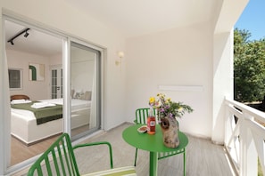 Suite, vista para a montanha | Terraço/pátio interior