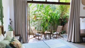 Quarto Triplo, vista para o jardim | Wi-fi grátis